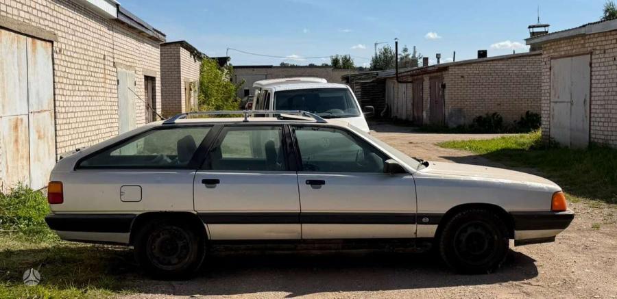 Pelēks Audi 100 1989 Raseiniai, ar dzinēja tilpumu 2.00 L un nobraukumu 200 tūkst. km par 750 €, foto 6 vietnē AUTOMOTO.COM.LV