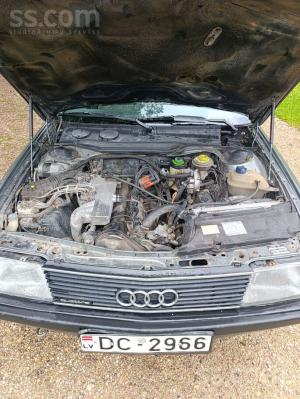 Pelēks Audi 100 1990 Cēsis, ar dzinēja tilpumu 2.30 L un nobraukumu 400 tūkst. km par 2900 €, foto 14 vietnē AUTOMOTO.COM.LV