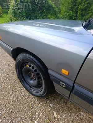 Pelēks Audi 100 1990 Cēsis, ar dzinēja tilpumu 2.30 L un nobraukumu 400 tūkst. km par 2900 €, foto 17 vietnē AUTOMOTO.COM.LV