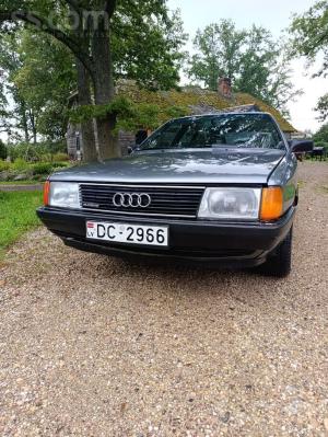 Pelēks Audi 100 1990 Cēsis, ar dzinēja tilpumu 2.30 L un nobraukumu 266 tūkst. km par 2900 €, foto 6 vietnē AUTOMOTO.COM.LV
