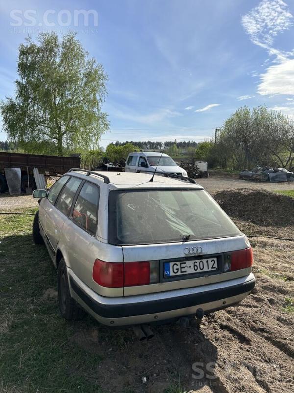 Grey Audi 100 1993 in Jurmala, with an engine capacity of 2.80 L and mileage of 254 thousand km for 2000 €, photo 2 on AUTOMOTO.COM.LV