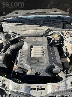 Pelēks Audi 100 1993 Jūrmala, ar dzinēja tilpumu 2.80 L un nobraukumu 254 tūkst. km par 2000 €, foto 7 vietnē AUTOMOTO.COM.LV