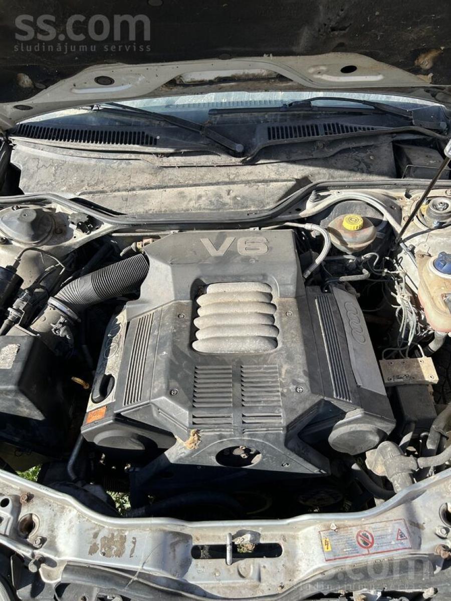 Pelēks Audi 100 1993 Jūrmala, ar dzinēja tilpumu 2.80 L un nobraukumu 254 tūkst. km par 2000 €, foto 7 vietnē AUTOMOTO.COM.LV
