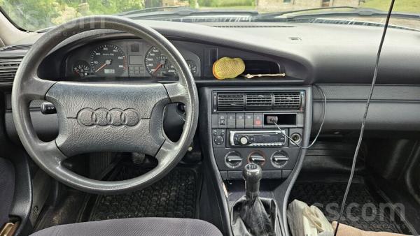 Pelēks Audi 100 1994 Rīga, ar dzinēja tilpumu 2.50 L un nobraukumu 514 tūkst. km par 1450 €, foto 9 vietnē AUTOMOTO.COM.LV