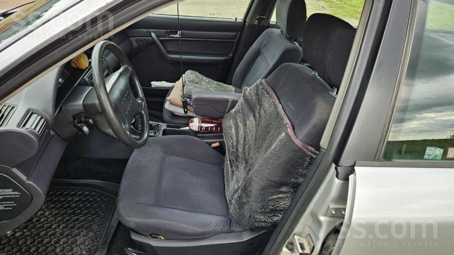Pelēks Audi 100 1994 Rīga, ar dzinēja tilpumu 2.50 L un nobraukumu 514 tūkst. km par 1450 €, foto 10 vietnē AUTOMOTO.COM.LV