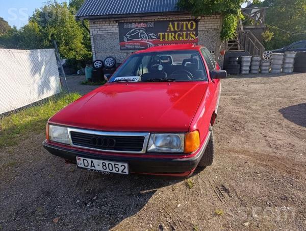 Sarkans Audi 100 1987 Rēzekne, ar dzinēja tilpumu 1.80 L un nobraukumu 340 tūkst. km par 2300 €, foto 5 vietnē AUTOMOTO.COM.LV