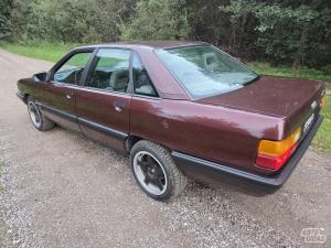 Red Audi 100 1989 in Zarasai, with an engine capacity of 2.30 L and mileage of 238 thousand km for 2799 €, photo 12 on AUTOMOTO.COM.LV