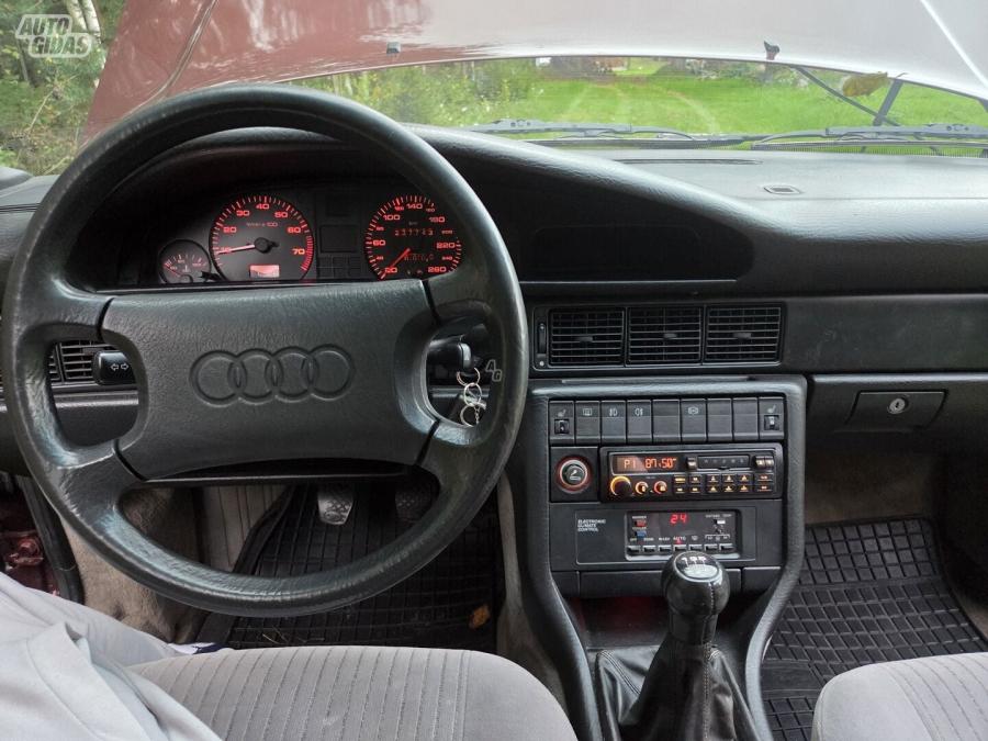 Red Audi 100 1989 in Zarasai, with an engine capacity of 2.30 L and mileage of 238 thousand km for 2799 €, photo 37 on AUTOMOTO.COM.LV