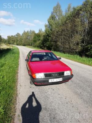Sarkans Audi 100 1990 Rēzekne, ar dzinēja tilpumu 2.00 L un nobraukumu 37 tūkst. km par 900 €, foto 9 vietnē AUTOMOTO.COM.LV