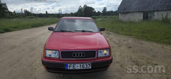 Sarkans Audi 100 1991 Rīga, ar dzinēja tilpumu 2.50 L un nobraukumu 340 tūkst. km par 950 €, foto 5 vietnē AUTOMOTO.COM.LV