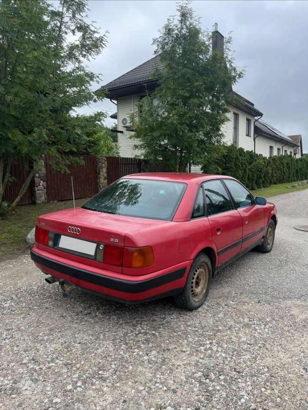 Red Audi 100 1992 in Sakiai, with an engine capacity of 2.37 L and mileage of 360 thousand km for 550 €, photo 2 on AUTOMOTO.COM.LV