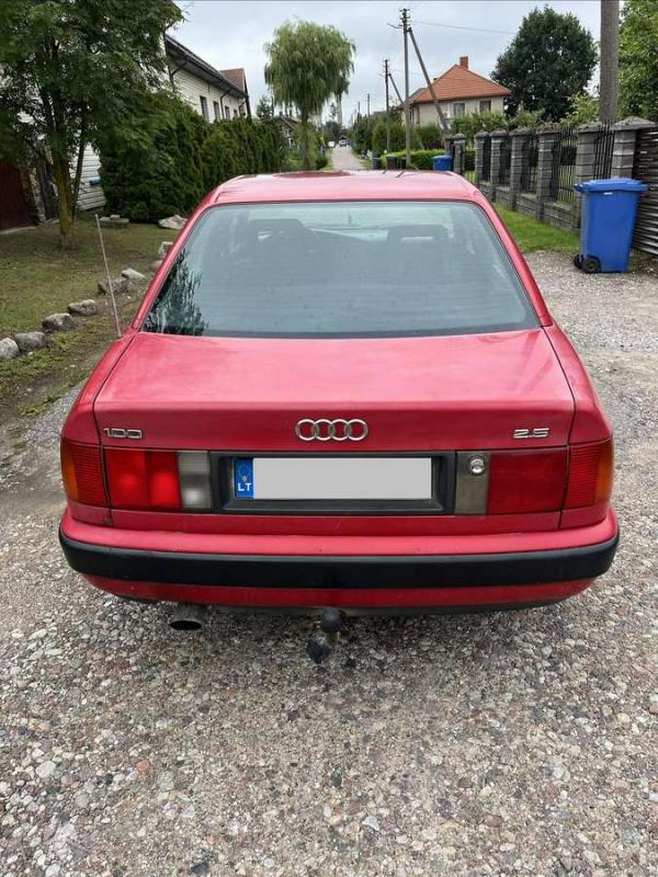 Red Audi 100 1992 in Sakiai, with an engine capacity of 2.37 L and mileage of 360 thousand km for 550 €, photo 5 on AUTOMOTO.COM.LV