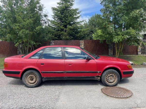 Red Audi 100 1992 in Sakiai, with an engine capacity of 2.37 L and mileage of 360 thousand km for 550 €, photo 6 on AUTOMOTO.COM.LV