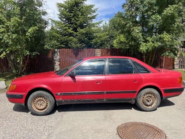 Red Audi 100 1992 in Sakiai, with an engine capacity of 2.37 L and mileage of 360 thousand km for 550 €, photo 7 on AUTOMOTO.COM.LV