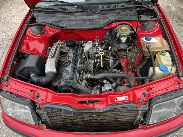 Red Audi 100 1992 in Sakiai, with an engine capacity of 2.37 L and mileage of 360 thousand km for 550 €, photo 8 on AUTOMOTO.COM.LV