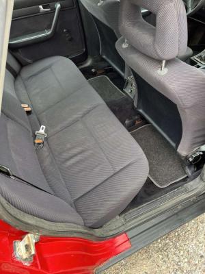Sarkans Audi 100 1992 Šakiai, ar dzinēja tilpumu 2.37 L un nobraukumu 360 tūkst. km par 550 €, foto 13 vietnē AUTOMOTO.COM.LV