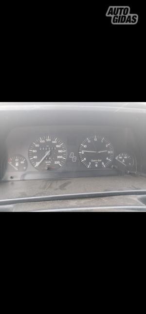 Red Audi 100 1986 in Ignalina, with an engine capacity of 1.80 L and mileage of 251 thousand km for 1500 €, photo 20 on AUTOMOTO.COM.LV