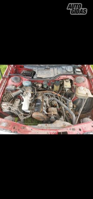 Red Audi 100 1986 in Ignalina, with an engine capacity of 1.80 L and mileage of 251 thousand km for 1500 €, photo 26 on AUTOMOTO.COM.LV