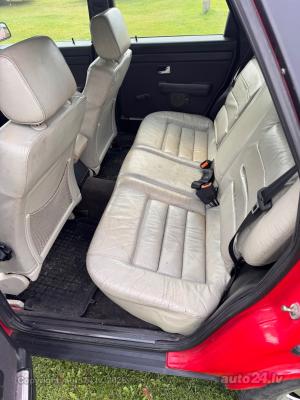 Sarkans Audi 100 1989 Tallina, ar dzinēja tilpumu 2.30 L un nobraukumu 0 tūkst. km par 3500 €, foto 9 vietnē AUTOMOTO.COM.LV