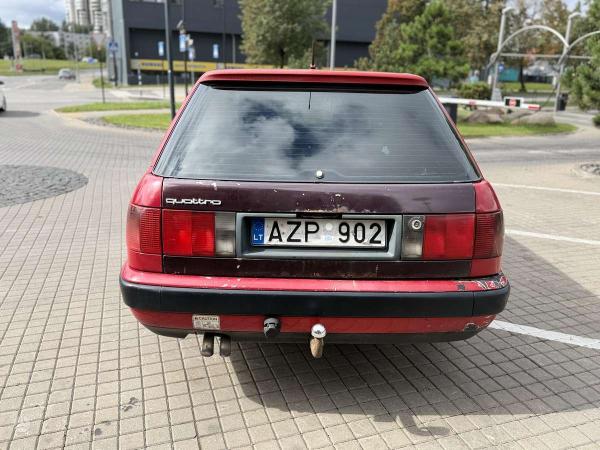Red Audi 100 1993 in Vilnius, with an engine capacity of 2.46 L and mileage of 430 thousand km for 450 €, photo 5 on AUTOMOTO.COM.LV