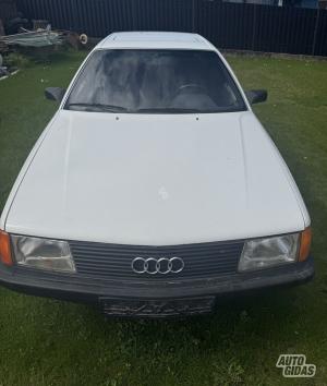 Audi 100 1984 in Vilnius, with an engine capacity of 1.80 L and mileage of 225 thousand km for 1000 €, photo 3 on AUTOMOTO.COM.LV