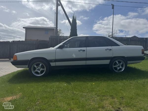 Audi 100 1984 Viļņa, ar dzinēja tilpumu 1.80 L un nobraukumu 225 tūkst. km par 1000 €, foto 5 vietnē AUTOMOTO.COM.LV