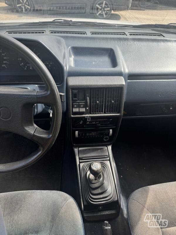 Audi 100 1984 Viļņa, ar dzinēja tilpumu 1.80 L un nobraukumu 225 tūkst. km par 1000 €, foto 10 vietnē AUTOMOTO.COM.LV