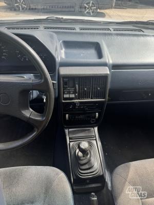 Audi 100 1984 in Vilnius, with an engine capacity of 1.80 L and mileage of 225 thousand km for 1000 €, photo 11 on AUTOMOTO.COM.LV