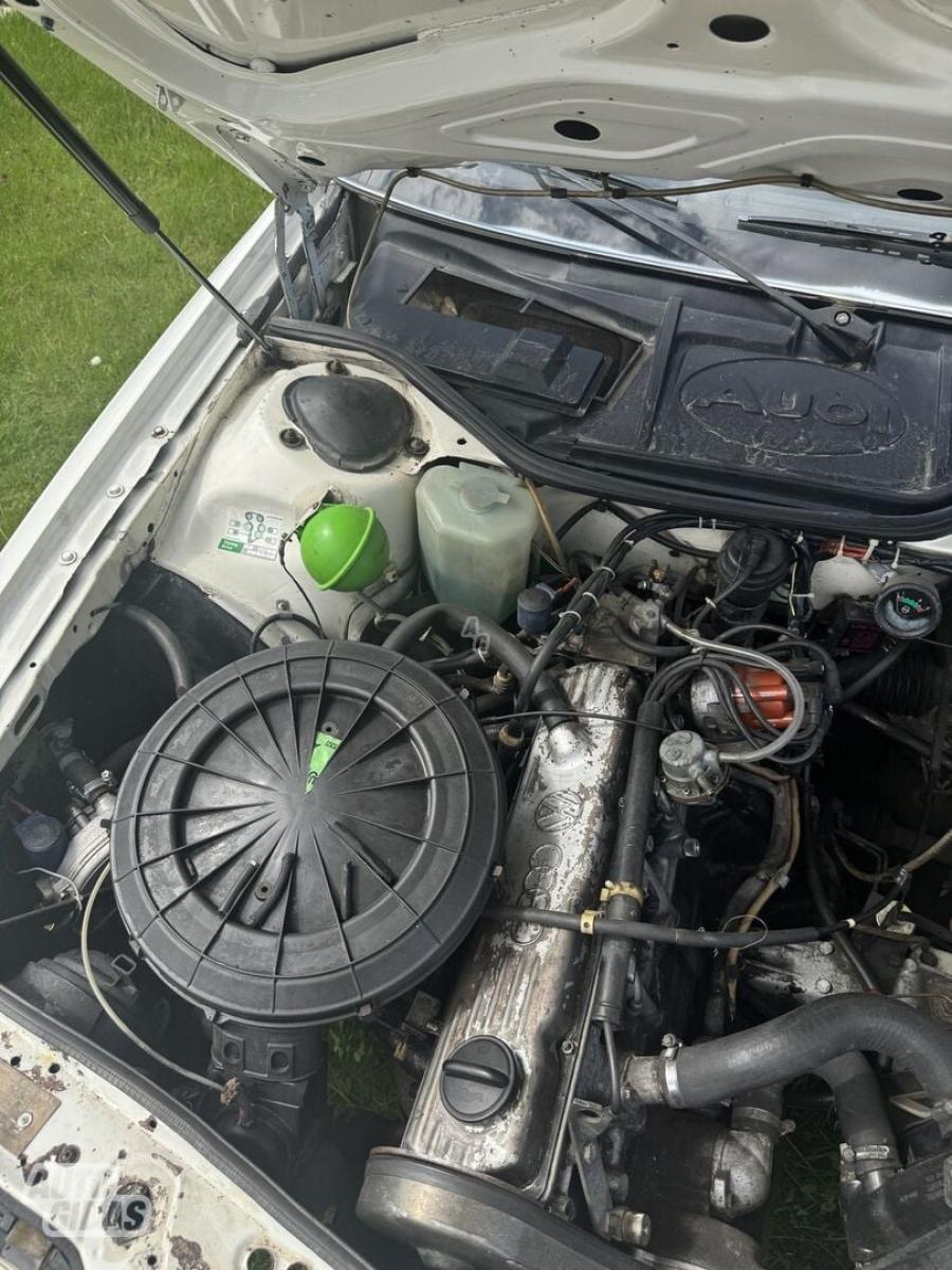 Audi 100 1984 in Vilnius, with an engine capacity of 1.80 L and mileage of 225 thousand km for 1000 €, photo 19 on AUTOMOTO.COM.LV