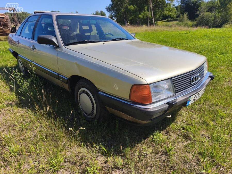 Audi 100 1986 Ignalina, ar dzinēja tilpumu 2.20 L un nobraukumu 373 tūkst. km par 999 €, foto 5 vietnē AUTOMOTO.COM.LV