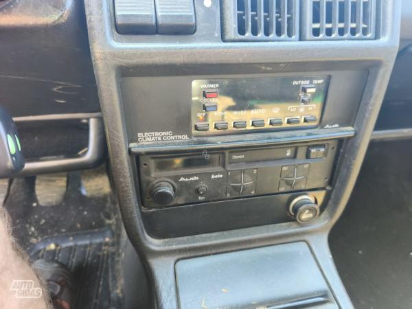 Audi 100 1986 in Ignalina, with an engine capacity of 2.20 L and mileage of 373 thousand km for 999 €, photo 6 on AUTOMOTO.COM.LV
