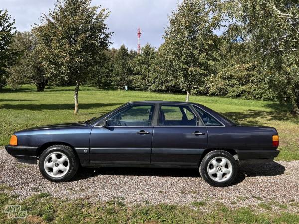 Audi 100 1986 Alīta, ar dzinēja tilpumu 2.20 L un nobraukumu 217 tūkst. km par 1250 €, foto 10 vietnē AUTOMOTO.COM.LV