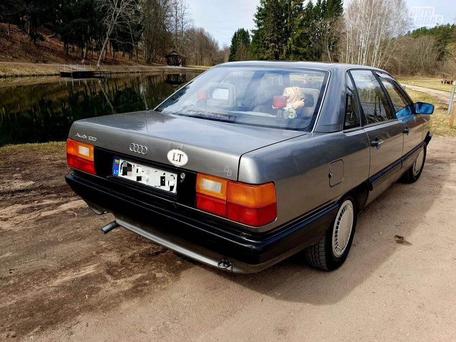 Audi 100 1988 Viļņa, ar dzinēja tilpumu 1.80 L un nobraukumu 218 tūkst. km par 1499 €, foto 1 vietnē AUTOMOTO.COM.LV