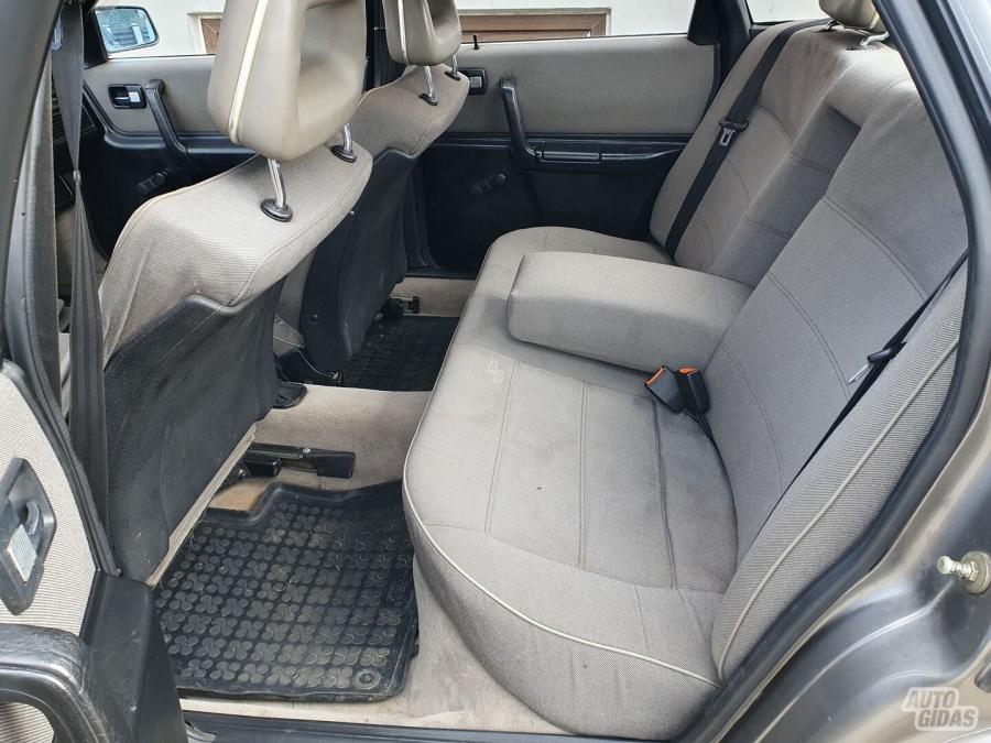 Audi 100 1988 Viļņa, ar dzinēja tilpumu 1.80 L un nobraukumu 218 tūkst. km par 1499 €, foto 22 vietnē AUTOMOTO.COM.LV