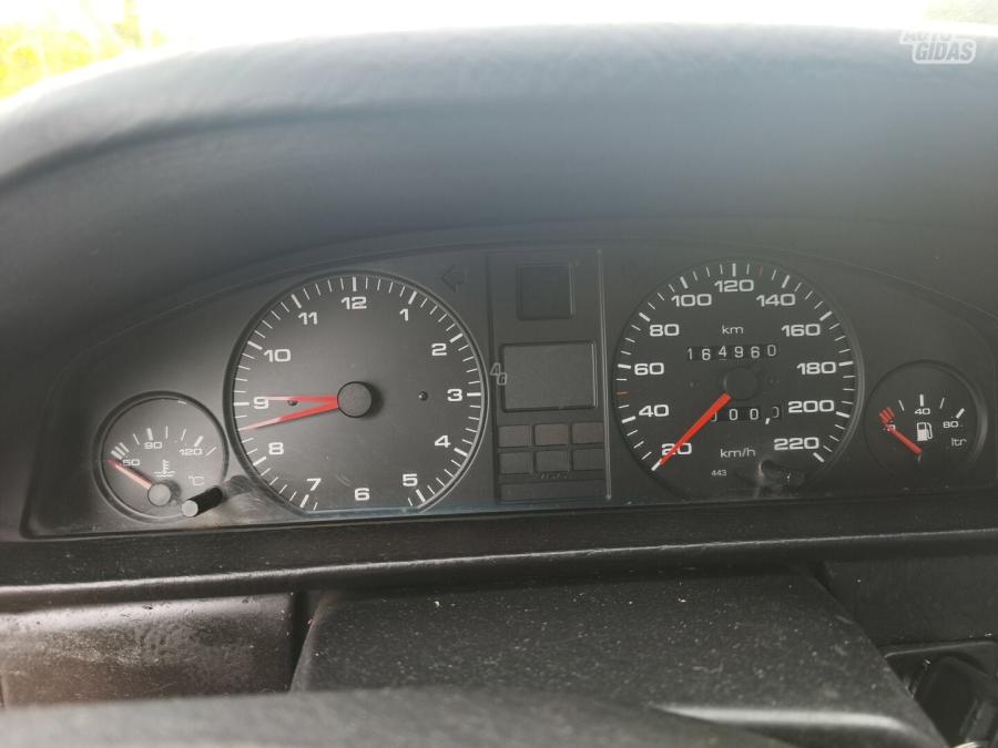 Audi 100 1988 in Ignalina, with an engine capacity of 1.80 L and mileage of 333 thousand km for 850 €, photo 6 on AUTOMOTO.COM.LV