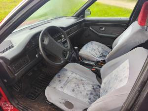 Audi 100 1988 in Ignalina, with an engine capacity of 1.80 L and mileage of 333 thousand km for 850 €, photo 7 on AUTOMOTO.COM.LV