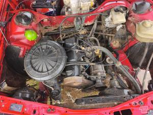 Audi 100 1988 in Ignalina, with an engine capacity of 1.80 L and mileage of 333 thousand km for 850 €, photo 8 on AUTOMOTO.COM.LV