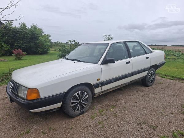 Audi 100 1989 in Kretinga, with an engine capacity of 2.20 L and mileage of 355 thousand km for 950 €, photo 1 on AUTOMOTO.COM.LV