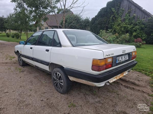 Audi 100 1989 in Kretinga, with an engine capacity of 2.20 L and mileage of 355 thousand km for 950 €, photo 6 on AUTOMOTO.COM.LV
