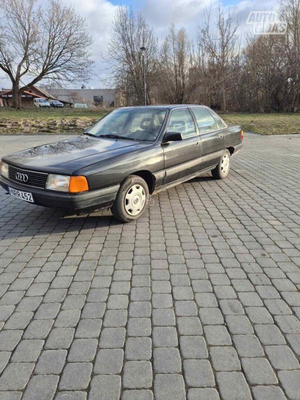 Audi 100 1990 in Silute, with an engine capacity of 1.80 L and mileage of 217 thousand km for 690 €, photo 1 on AUTOMOTO.COM.LV