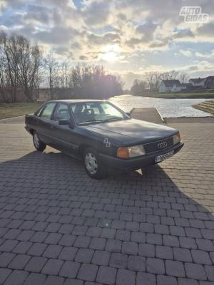 Audi 100 1990 in Silute, with an engine capacity of 1.80 L and mileage of 217 thousand km for 690 €, photo 3 on AUTOMOTO.COM.LV