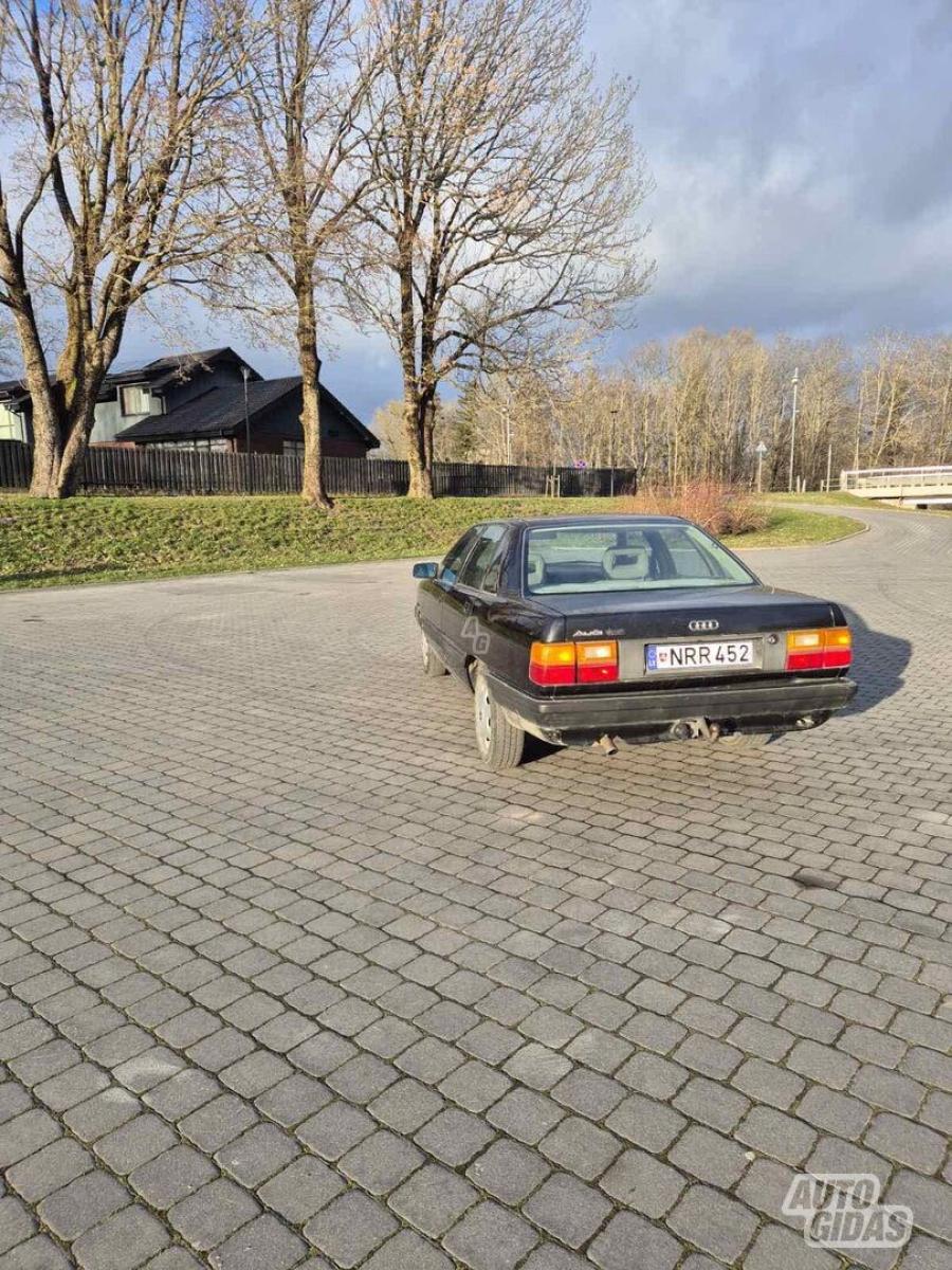 Audi 100 1990 in Silute, with an engine capacity of 1.80 L and mileage of 217 thousand km for 690 €, photo 4 on AUTOMOTO.COM.LV
