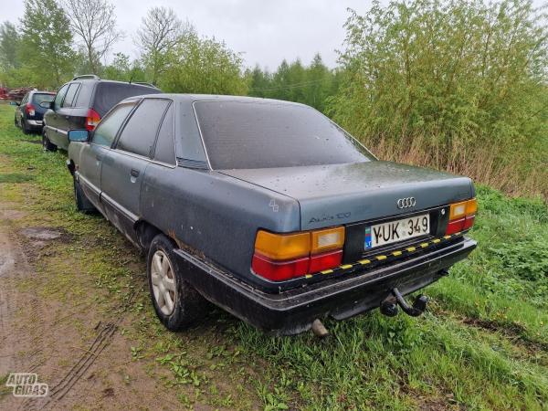 Audi 100 1990 in Ignalina, with an engine capacity of 2.40 L and mileage of 300 thousand km for 400 €, photo 2 on AUTOMOTO.COM.LV