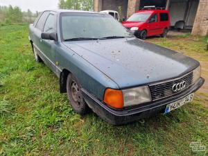 Audi 100 1990 in Ignalina, with an engine capacity of 2.40 L and mileage of 300 thousand km for 400 €, photo 5 on AUTOMOTO.COM.LV