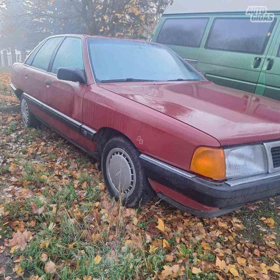 Audi 100 1990 in Alytus, with an engine capacity of 2.00 L and mileage of 250 thousand km for 1100 €, photo 3 on AUTOMOTO.COM.LV