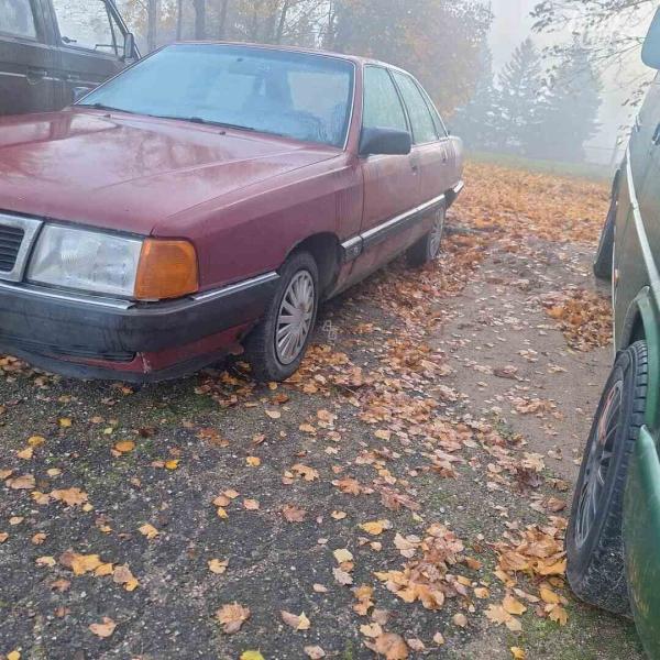 Audi 100 1990 in Alytus, with an engine capacity of 2.00 L and mileage of 250 thousand km for 1100 €, photo 4 on AUTOMOTO.COM.LV