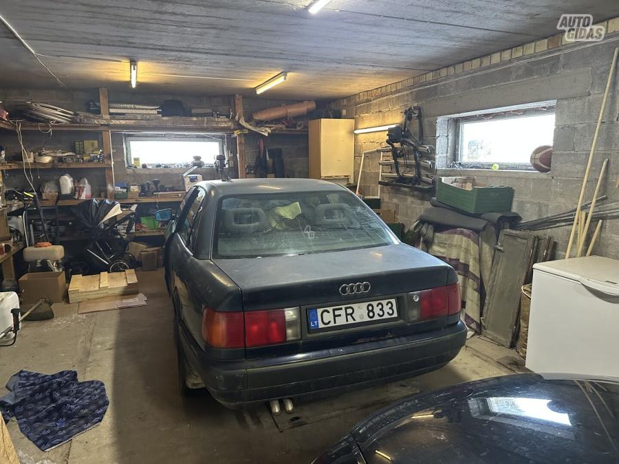 Audi 100 1993 in Vilnius, with an engine capacity of 2.50 L and mileage of 500 thousand km for 480 €, photo 1 on AUTOMOTO.COM.LV