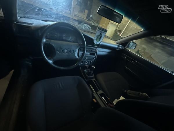 Audi 100 1993 in Vilnius, with an engine capacity of 2.50 L and mileage of 500 thousand km for 480 €, photo 3 on AUTOMOTO.COM.LV