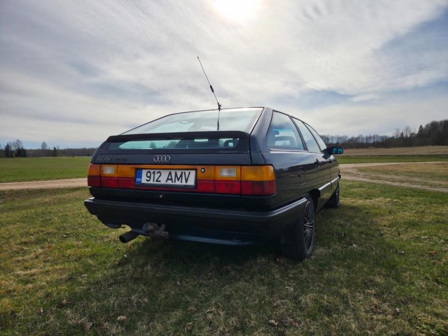 Audi 100 1988 in Voru, with an engine capacity of 2.30 L and mileage of 230 thousand km for 4500 €, photo 26 on AUTOMOTO.COM.LV