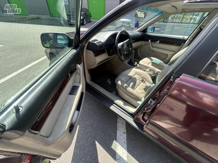 Audi 100 1993 in Vilnius, with an engine capacity of 2.50 L and mileage of 341 thousand km for 1200 €, photo 8 on AUTOMOTO.COM.LV